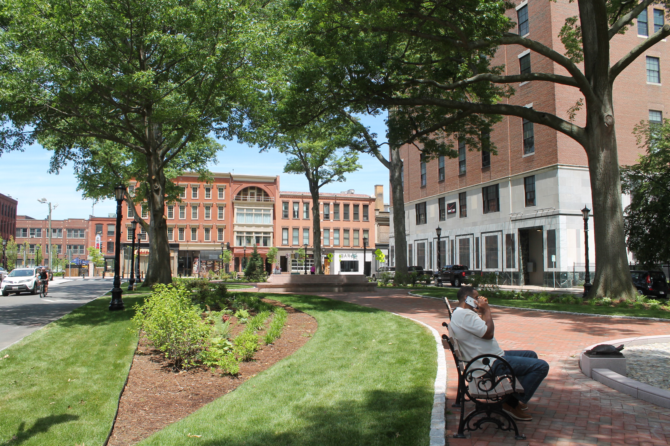 Mayor Sarno, Parks Department Announce Renovated Riverfront Park ...