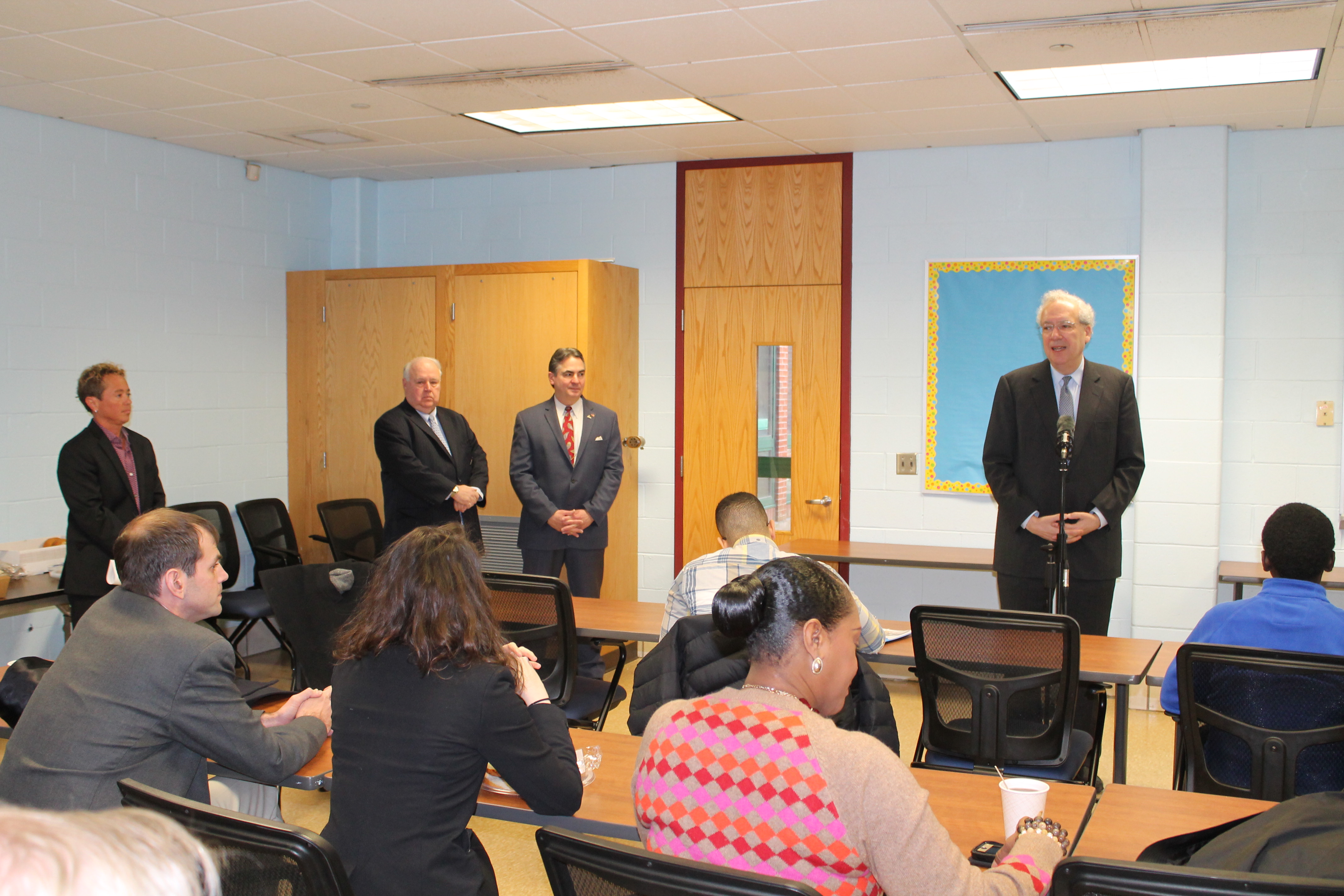 Chestnut Accelerated Middle School Debuts Math Program That’s as Unique ...