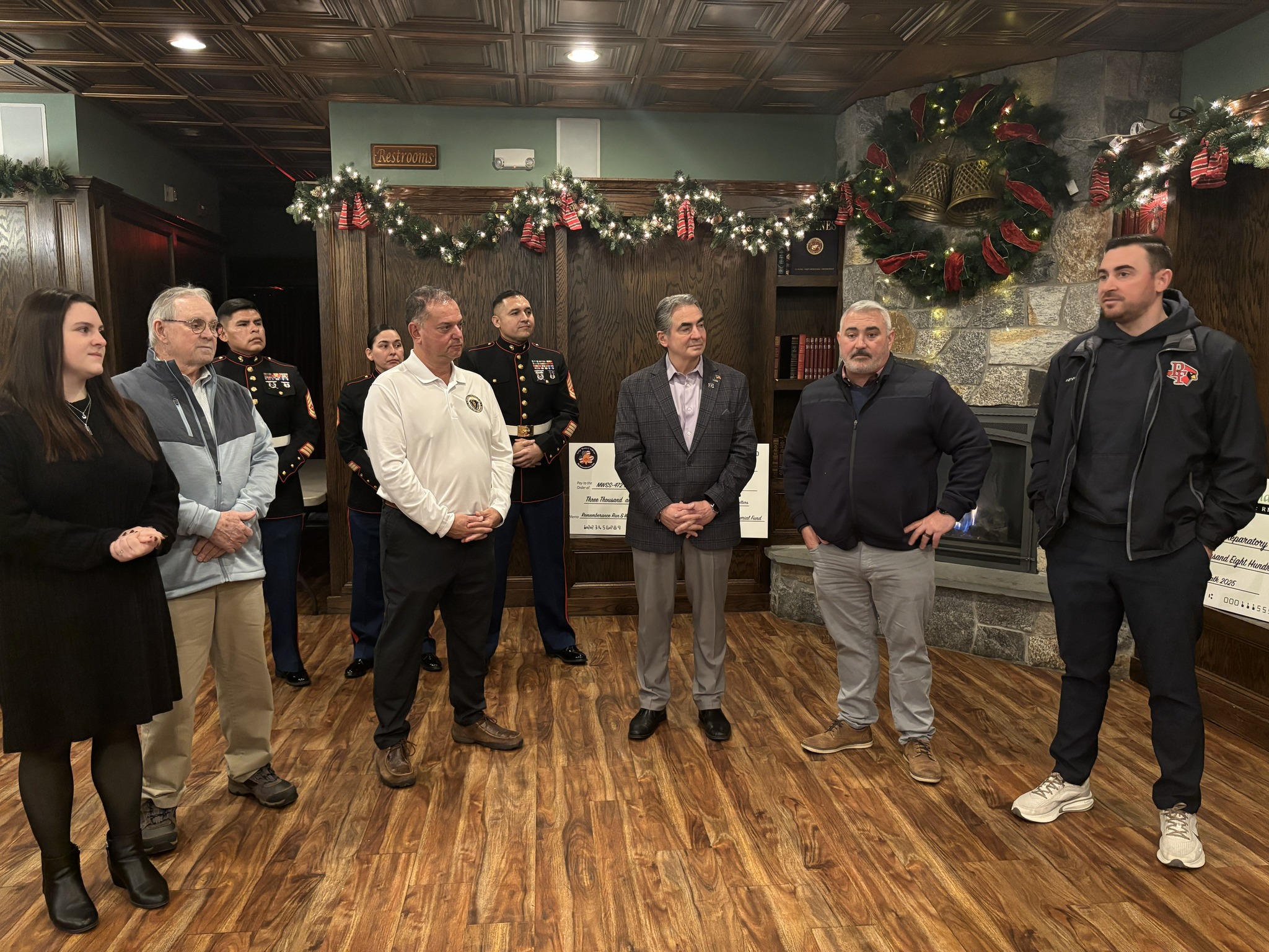 Mayor Sarno attends GySgt. Thomas J. Sullivan Memorial Fund check ...